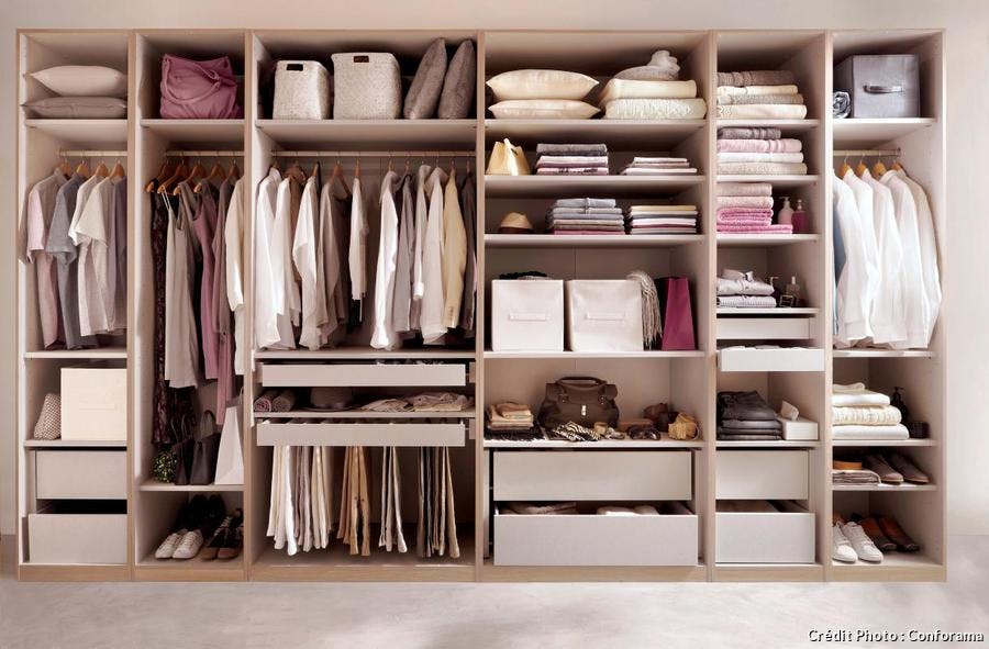 Dressing ouvert : 8 raisons de l’adopter | Maison Créative Dressing ouvert : 8 raisons de l’adopter | Maison Créative