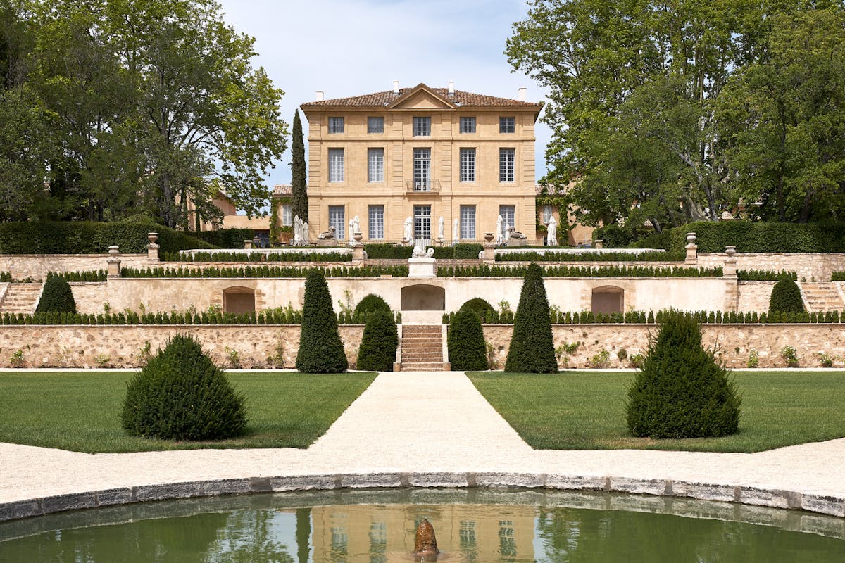 Château de la Gaude : un écrin de romantisme au goût de la Provence ...