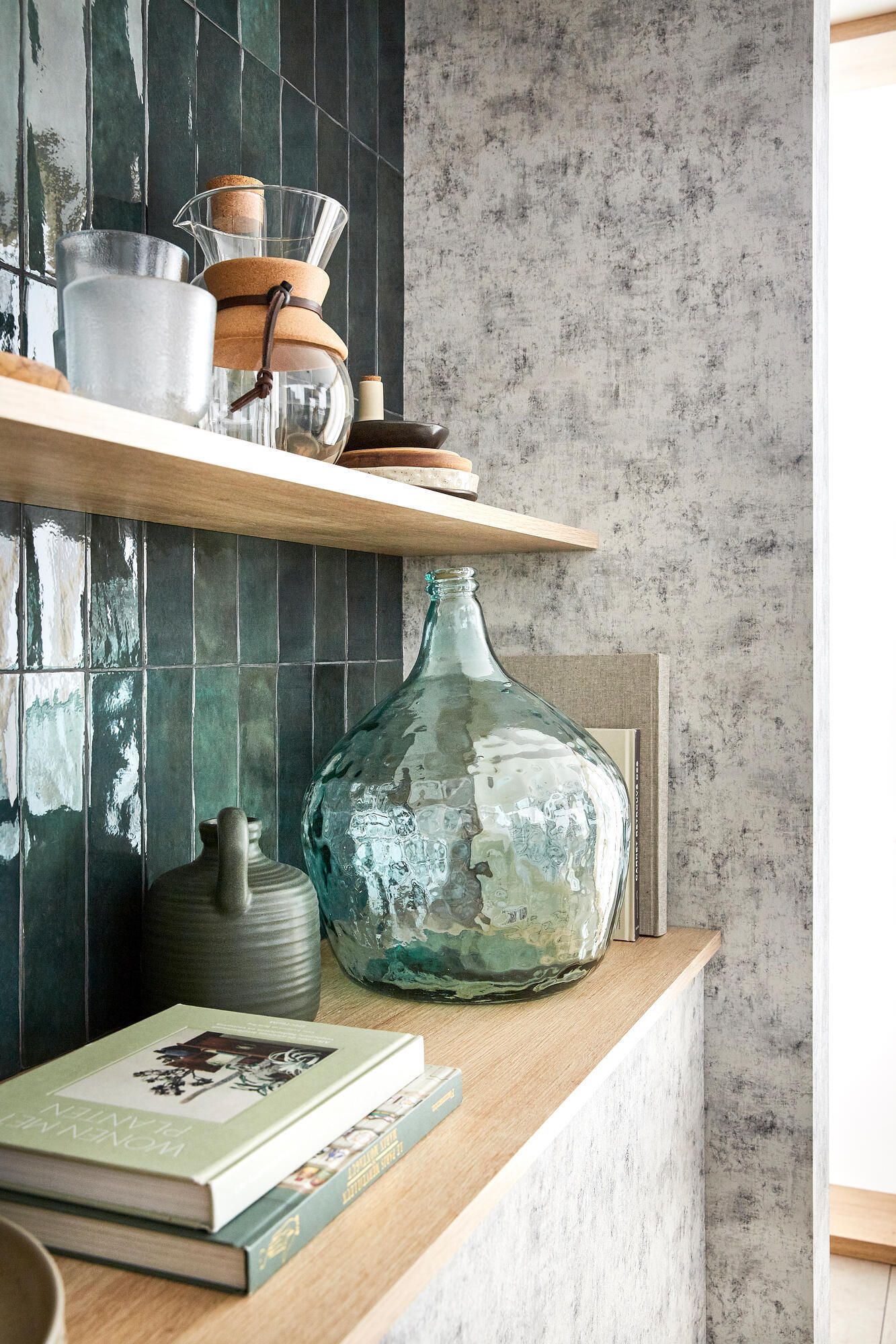 Réinventez votre déco avec le « Trash Wall » : L’art de l’imperfection ...